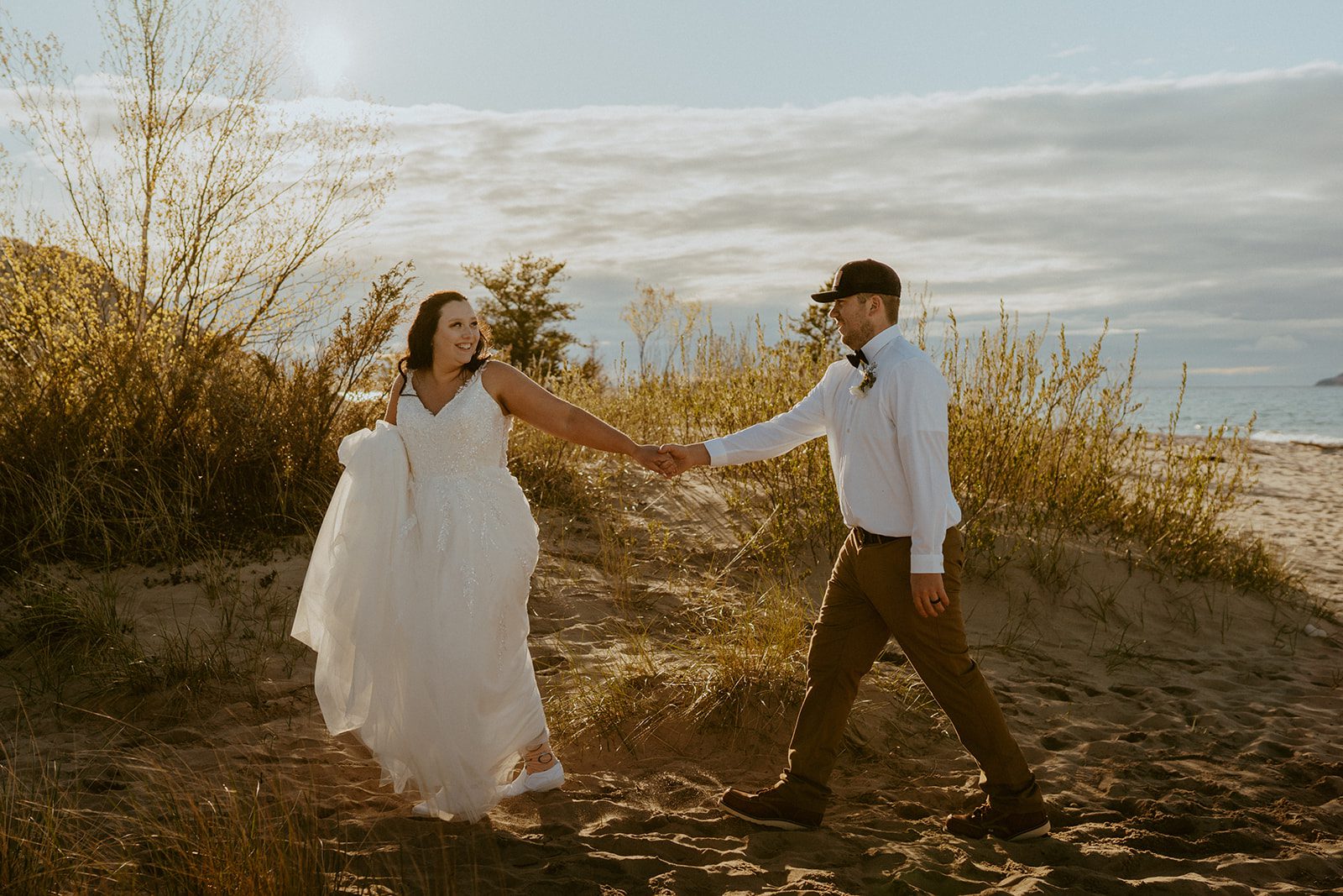 How to Plan your Michigan Elopement - morgangust.com